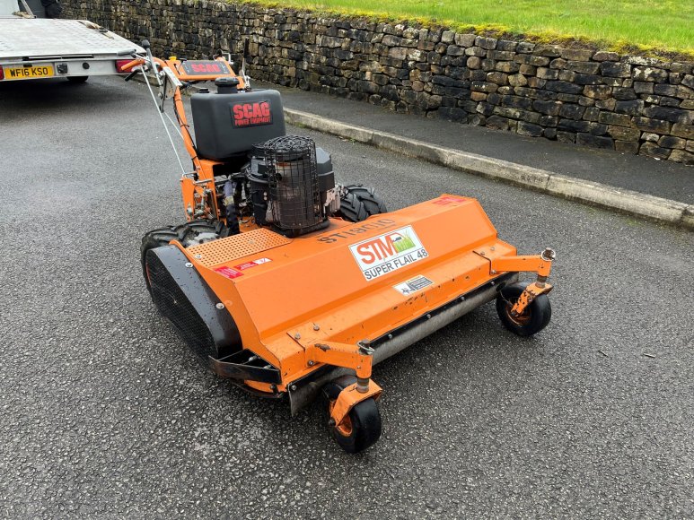 Dennis FT610 Pedestrian Cylinder Mower | Balmers GM Ltd