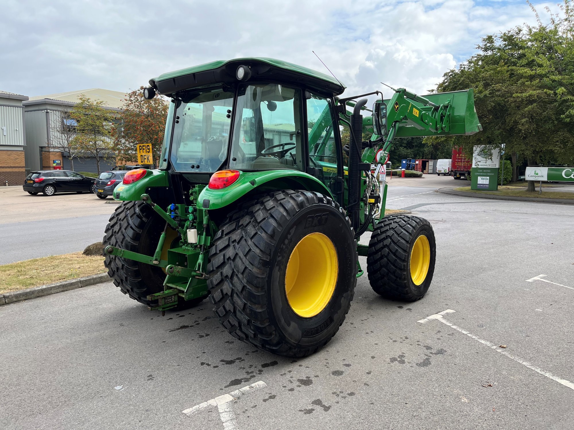John Deere 5075E Tractor | Balmers GM Ltd